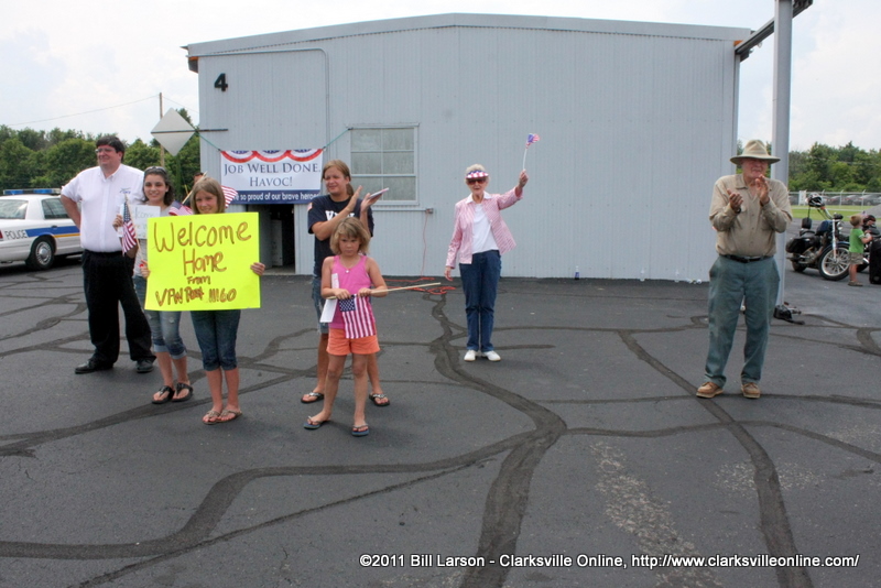 The Veterans Airlift Command provides four wounded warriors with flight ...