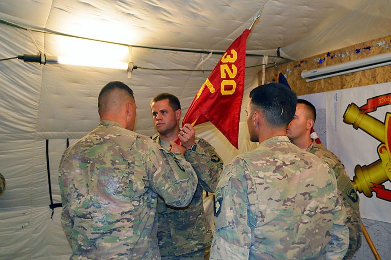 101st Airborne Division's Task Force Strike M777 Howitzer Battery ...