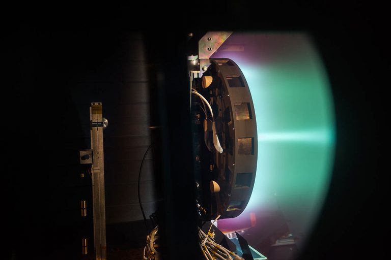NASA looks to Partner with U.S. Industry to develop high power Electric ...