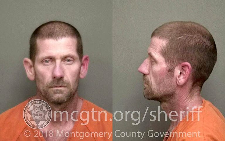 Clarksville Police reports Man Crashes into Wendy's Drive-Thru, Flees ...