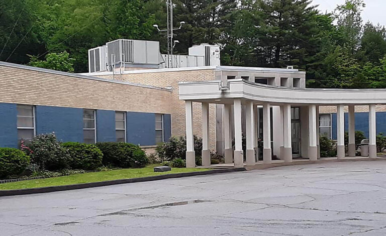 Houston County Community Hospital to be bought by BradenHealth ...