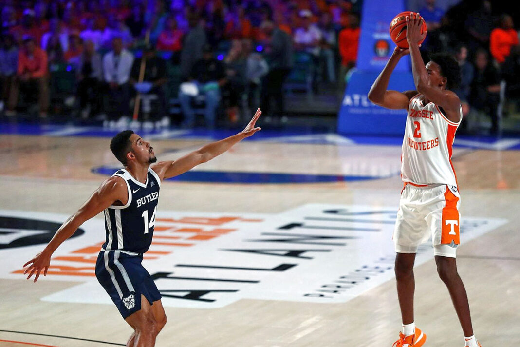 #22 Tennessee Vols Basketball uses second half run to defeat Butler, 71 ...