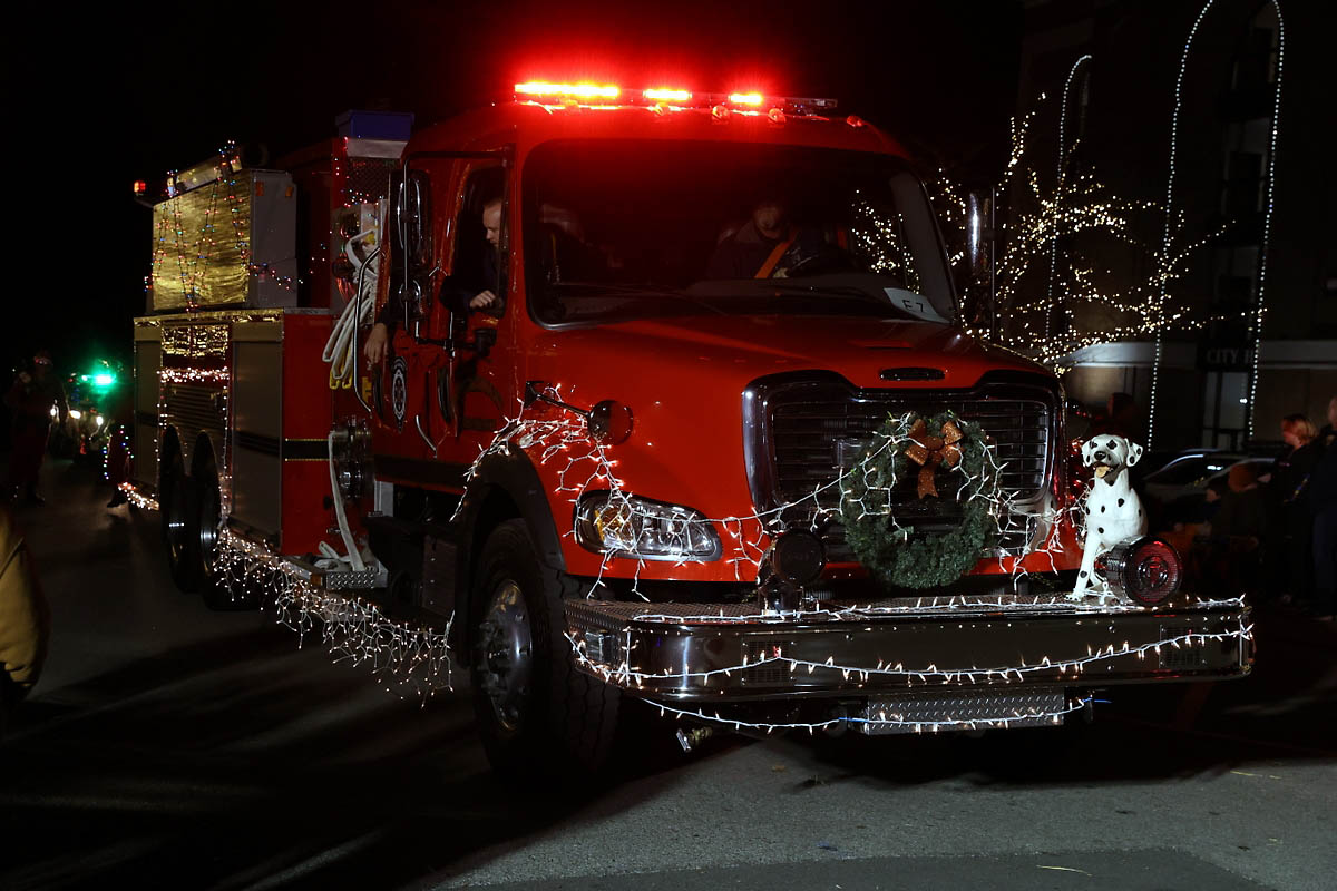 2022 Clarksville LIghted Christmas Parade (166) - Clarksville Online ...