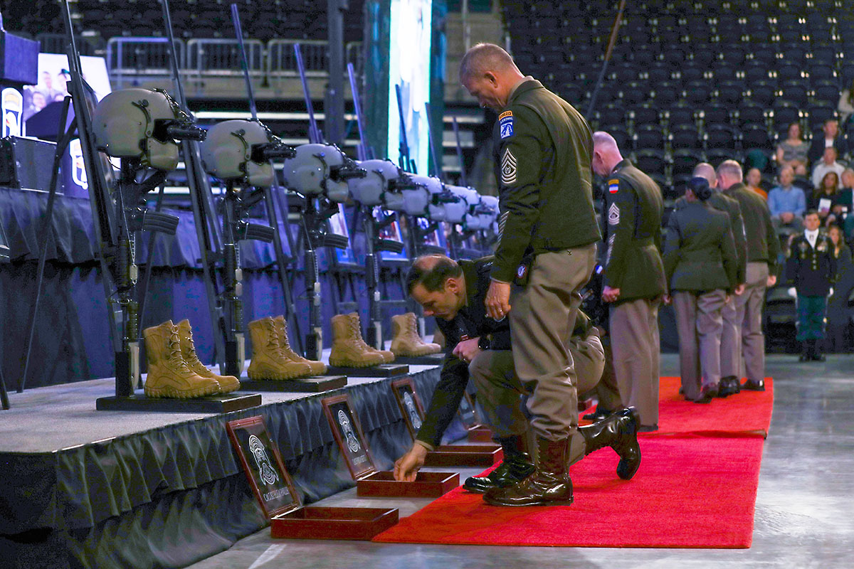 101st Combat Aviation Brigade Memorial -13 - Clarksville Online ...