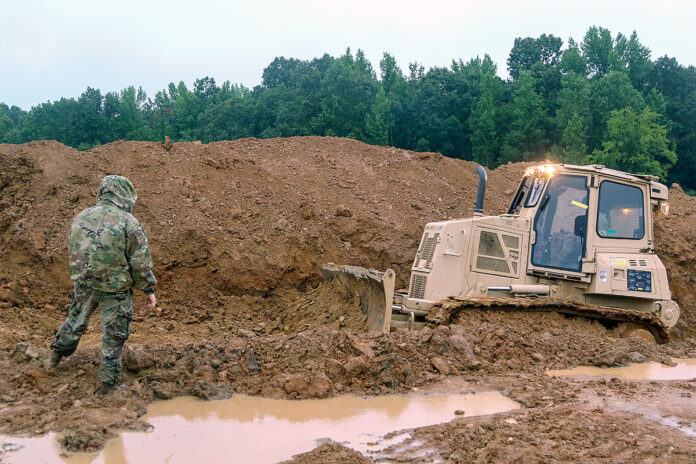 101st Airborne Division's 39th Brigade Engineer Battalion Constructs ...