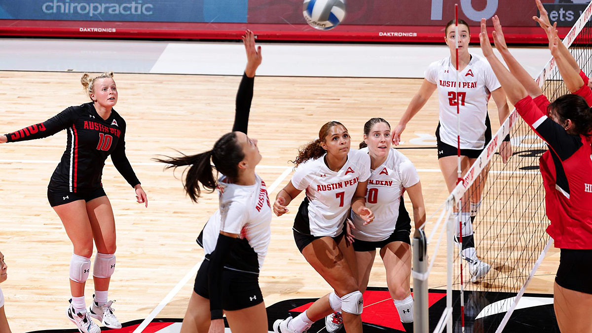 APSU Volleyball plays Lipscomb at the Dunn Center, Wednesday ...
