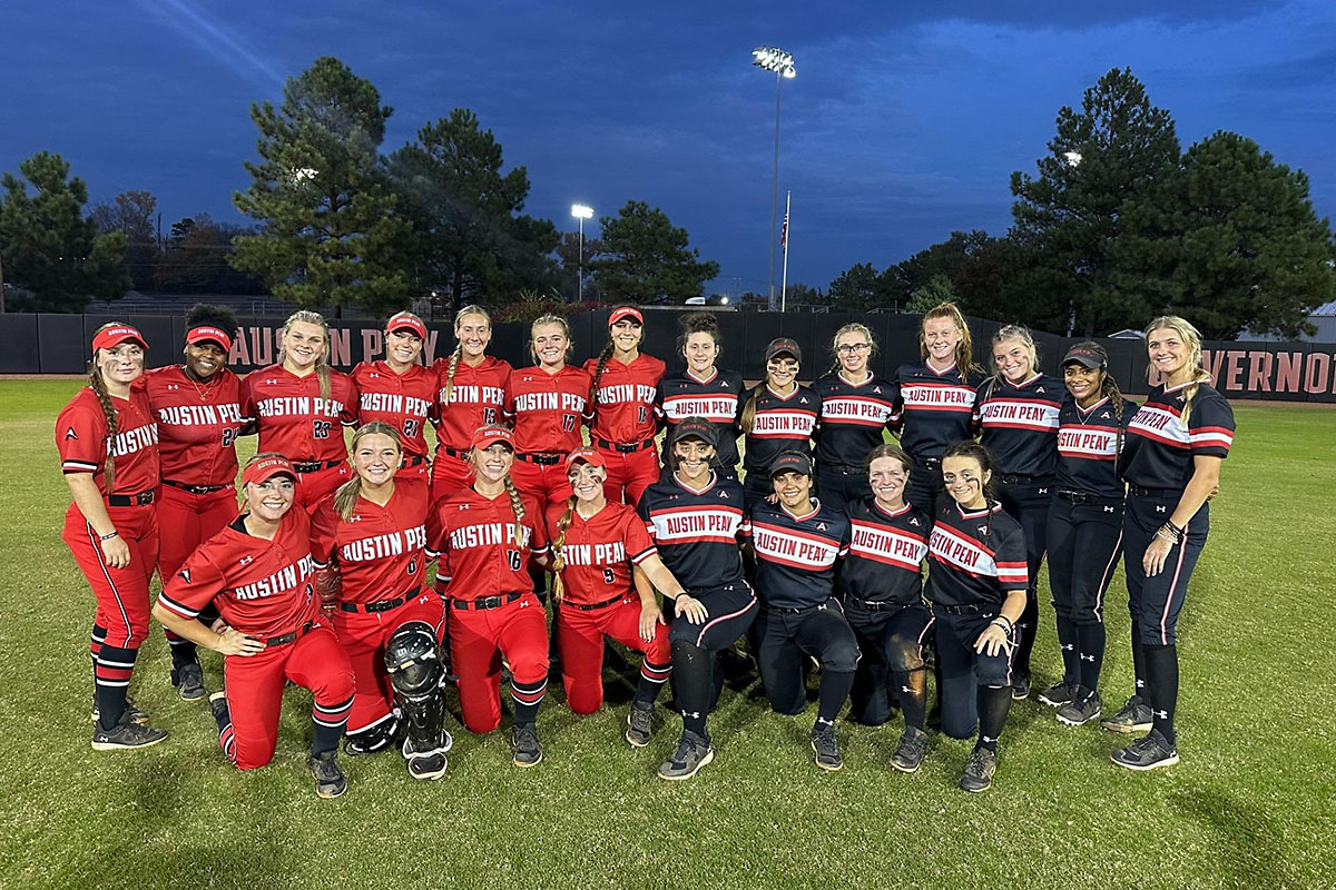 Dugout Dish Apsu Softballs Red And Black World Series Highlights End Of