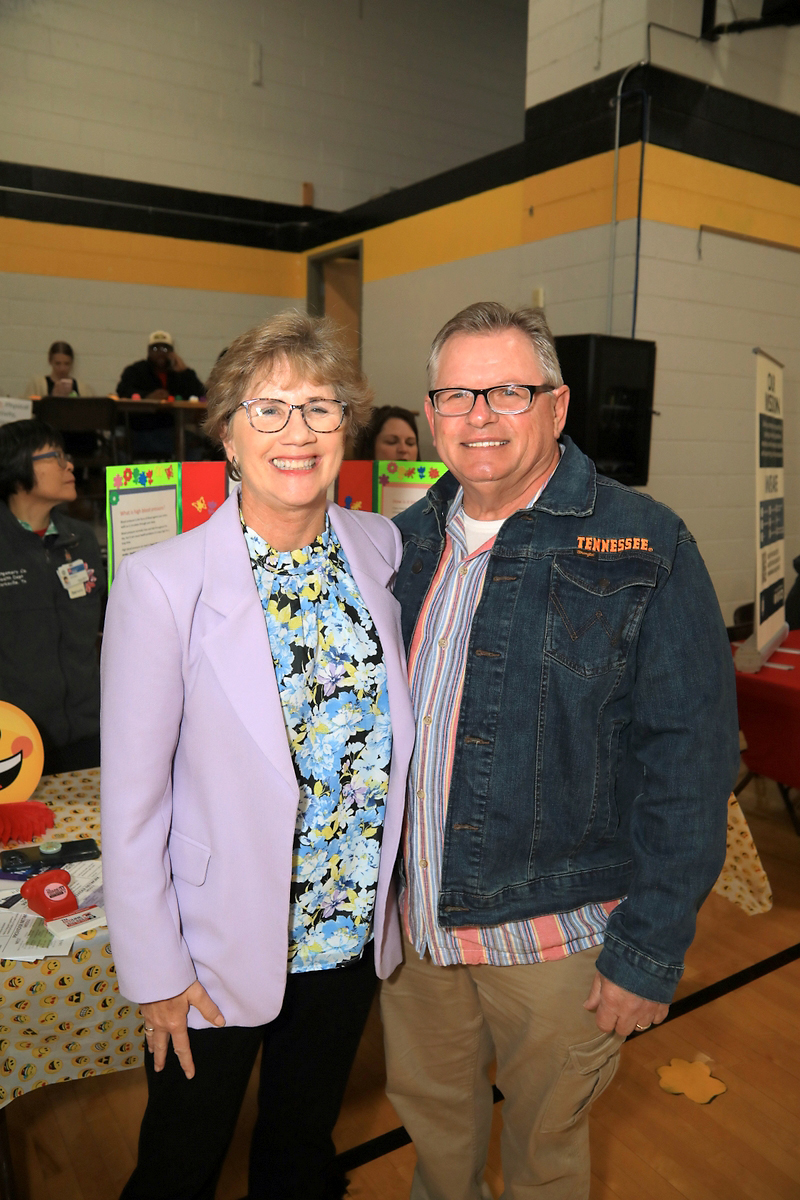 Karen Reynolds and Billy Burgett - Clarksville Online - Clarksville ...