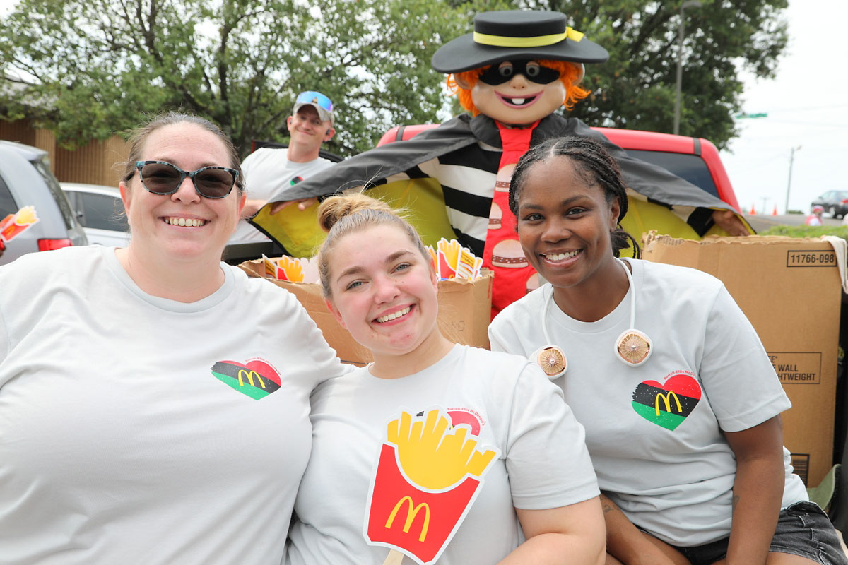 Keri and Chloe Nelson, Vanesia Lee - Clarksville Online - Clarksville ...