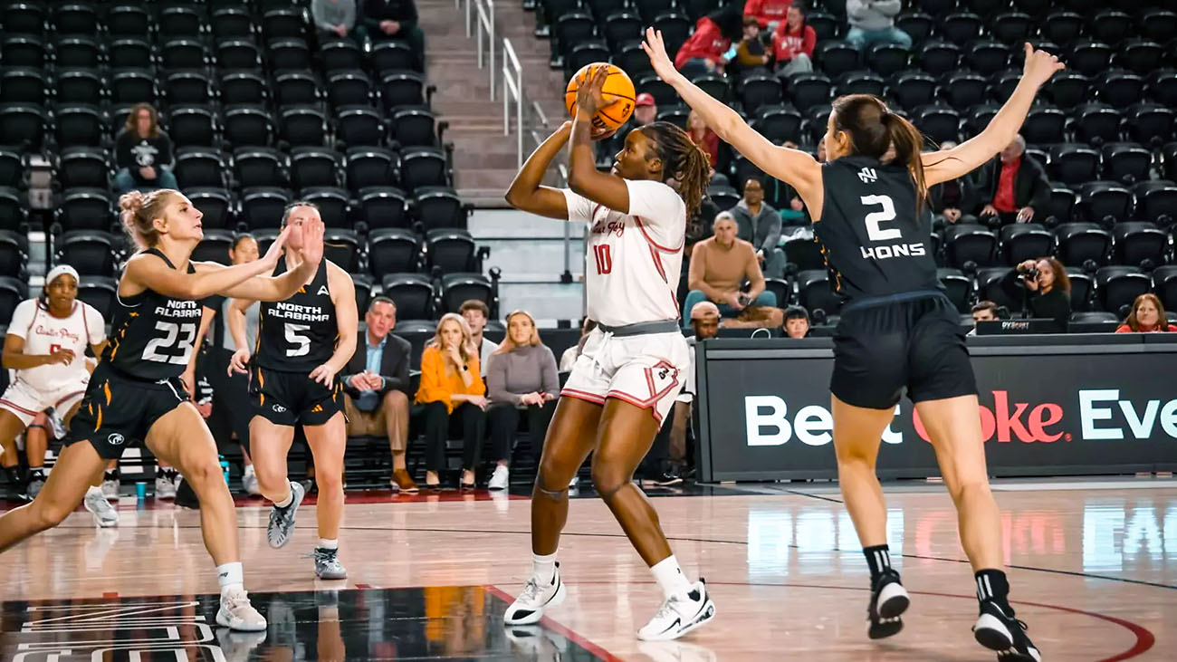 Austin Peay State University Women's Basketball Secures Win 71-60 Over ...