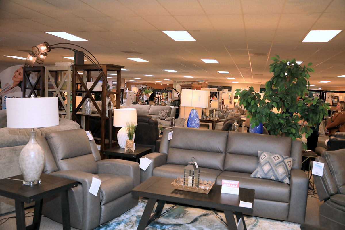 Clarksville’s Rooms for Less Welcomes Chamber Members to Business After ...