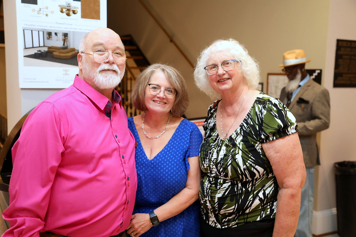 August Art Walk - People at Customs House Museum (2) - Clarksville ...
