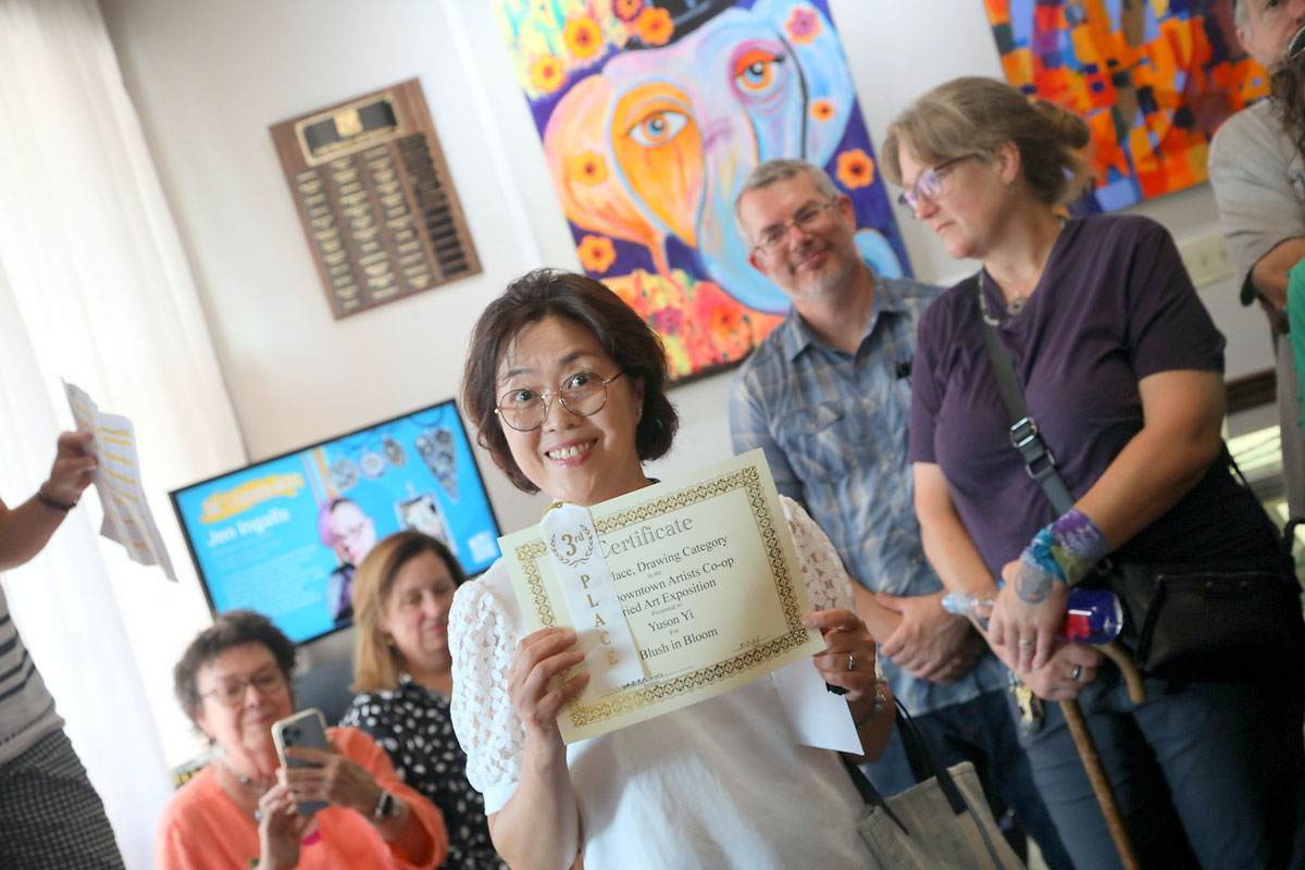 August Art Walk - People at the DAC (15) - Clarksville Online ...